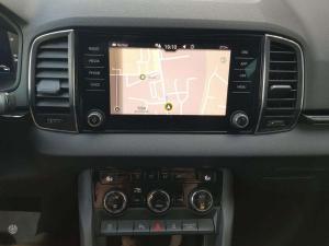 Black Skoda Karoq 2023 in Siauliai, with an engine capacity of 1.97 L and mileage of 178 thousand km for 17700 €, photo 15 on AUTOMOTO.COM.LV
