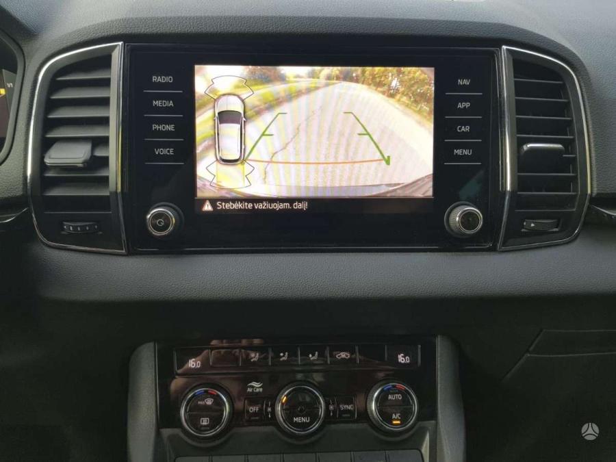 Black Skoda Karoq 2023 in Siauliai, with an engine capacity of 1.97 L and mileage of 178 thousand km for 17700 €, photo 16 on AUTOMOTO.COM.LV