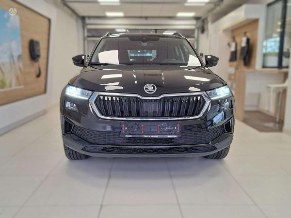 Черный Шкода Karoq 2023 в Каунас, объемом двигателя 1.97 л и пробегом 174 тыс. км за 19800 €, фото 2 на AUTOMOTO.COM.LV
