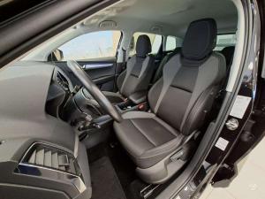 Black Skoda Karoq 2023 in Kaunas, with an engine capacity of 1.97 L and mileage of 174 thousand km for 19800 €, photo 27 on AUTOMOTO.COM.LV