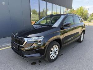 Melns Skoda Karoq 2023 Kauņa, ar dzinēja tilpumu 1.50 L un nobraukumu 169 tūkst. km par 19900 €, foto  vietnē AUTOMOTO.COM.LV