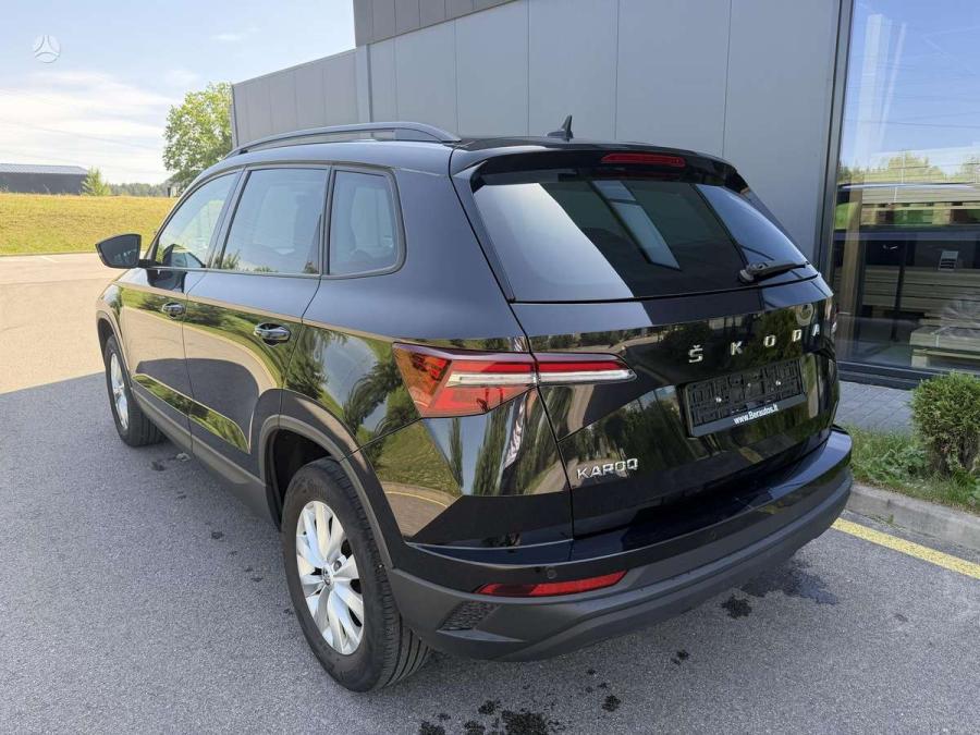Melns Skoda Karoq 2023 Kauņa, ar dzinēja tilpumu 1.50 L un nobraukumu 169 tūkst. km par 19900 €, foto 8 vietnē AUTOMOTO.COM.LV