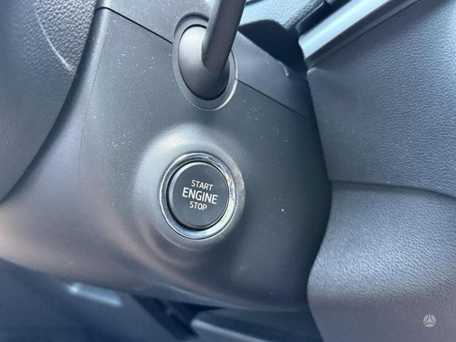 Melns Skoda Karoq 2023 Kauņa, ar dzinēja tilpumu 1.50 L un nobraukumu 169 tūkst. km par 19900 €, foto 28 vietnē AUTOMOTO.COM.LV
