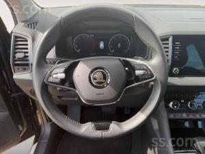 Black Skoda Karoq 2023 in Riga, with an engine capacity of 2.00 L and mileage of 100 thousand km for 22000 €, photo 10 on AUTOMOTO.COM.LV
