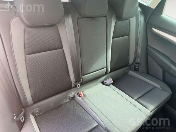 Melns Skoda Karoq 2023 Rīga, ar dzinēja tilpumu 2.00 L un nobraukumu 100 tūkst. km par 22000 €, foto 7 vietnē AUTOMOTO.COM.LV