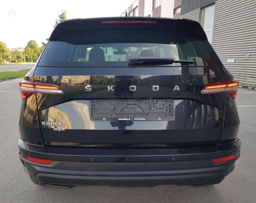 Melns Skoda Karoq 2023 Šauļi, ar dzinēja tilpumu 1.97 L un nobraukumu 178 tūkst. km par 17200 €, foto 7 vietnē AUTOMOTO.COM.LV