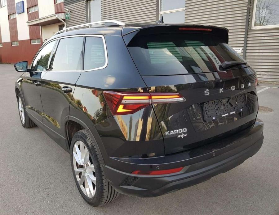 Melns Skoda Karoq 2023 Šauļi, ar dzinēja tilpumu 1.97 L un nobraukumu 178 tūkst. km par 17200 €, foto 9 vietnē AUTOMOTO.COM.LV
