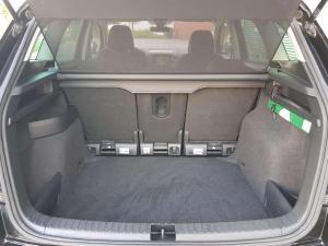 Melns Skoda Karoq 2023 Šauļi, ar dzinēja tilpumu 1.97 L un nobraukumu 178 tūkst. km par 17200 €, foto 13 vietnē AUTOMOTO.COM.LV