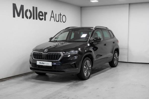 Melns Skoda Karoq 2023 Viļņa, ar dzinēja tilpumu 1.50 L un nobraukumu 153 tūkst. km par 21500 €, foto 1 vietnē AUTOMOTO.COM.LV