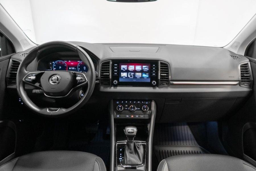 Melns Skoda Karoq 2023 Viļņa, ar dzinēja tilpumu 1.50 L un nobraukumu 153 tūkst. km par 21500 €, foto 10 vietnē AUTOMOTO.COM.LV