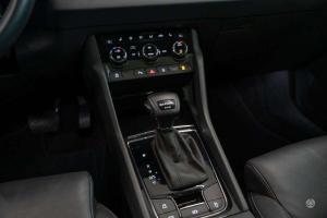 Черный Шкода Karoq 2023 в Вильнюс, объемом двигателя 2.00 л и пробегом 140 тыс. км за 24400 €, фото 19 на AUTOMOTO.COM.LV
