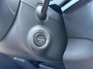 Black Skoda Karoq 2023 in Kaunas, with an engine capacity of 1.50 L and mileage of 169 thousand km for 19200 €, photo 25 on AUTOMOTO.COM.LV
