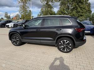 Black Skoda Karoq 2023 in Siauliai, with an engine capacity of 1.50 L and mileage of 165 thousand km for 21490 €, photo 12 on AUTOMOTO.COM.LV