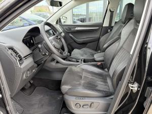 Black Skoda Karoq 2023 in Siauliai, with an engine capacity of 1.50 L and mileage of 165 thousand km for 21490 €, photo 14 on AUTOMOTO.COM.LV