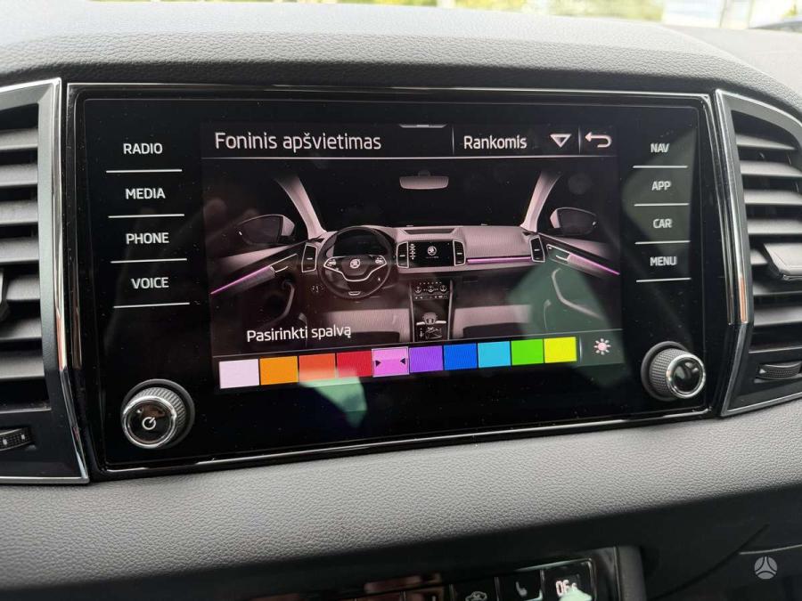Black Skoda Karoq 2023 in Siauliai, with an engine capacity of 1.50 L and mileage of 165 thousand km for 21490 €, photo 23 on AUTOMOTO.COM.LV