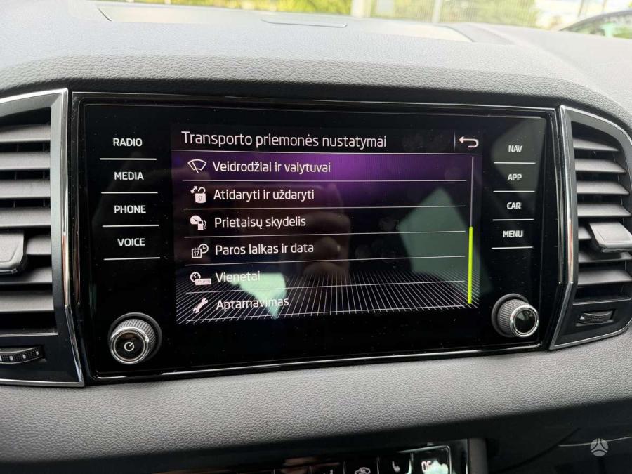 Black Skoda Karoq 2023 in Siauliai, with an engine capacity of 1.50 L and mileage of 165 thousand km for 21490 €, photo 26 on AUTOMOTO.COM.LV