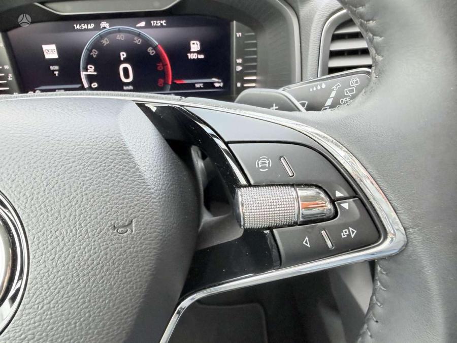 Black Skoda Karoq 2023 in Siauliai, with an engine capacity of 1.50 L and mileage of 165 thousand km for 21490 €, photo 31 on AUTOMOTO.COM.LV
