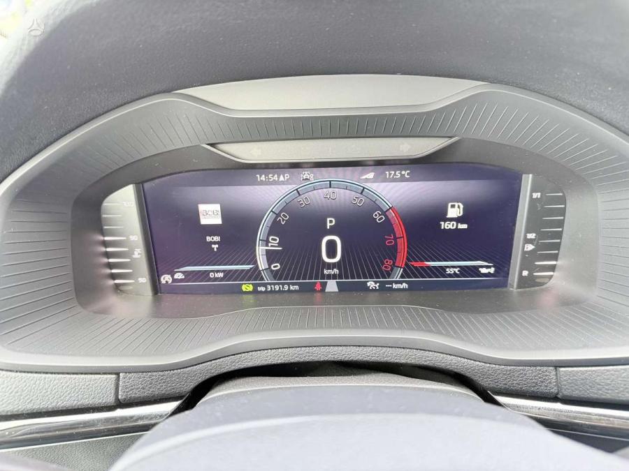 Black Skoda Karoq 2023 in Siauliai, with an engine capacity of 1.50 L and mileage of 165 thousand km for 21490 €, photo 33 on AUTOMOTO.COM.LV