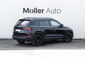 Black Skoda Karoq 2024 in Riga, with an engine capacity of 1.50 L and mileage of 41 thousand km for 23950 €, photo 5 on AUTOMOTO.COM.LV