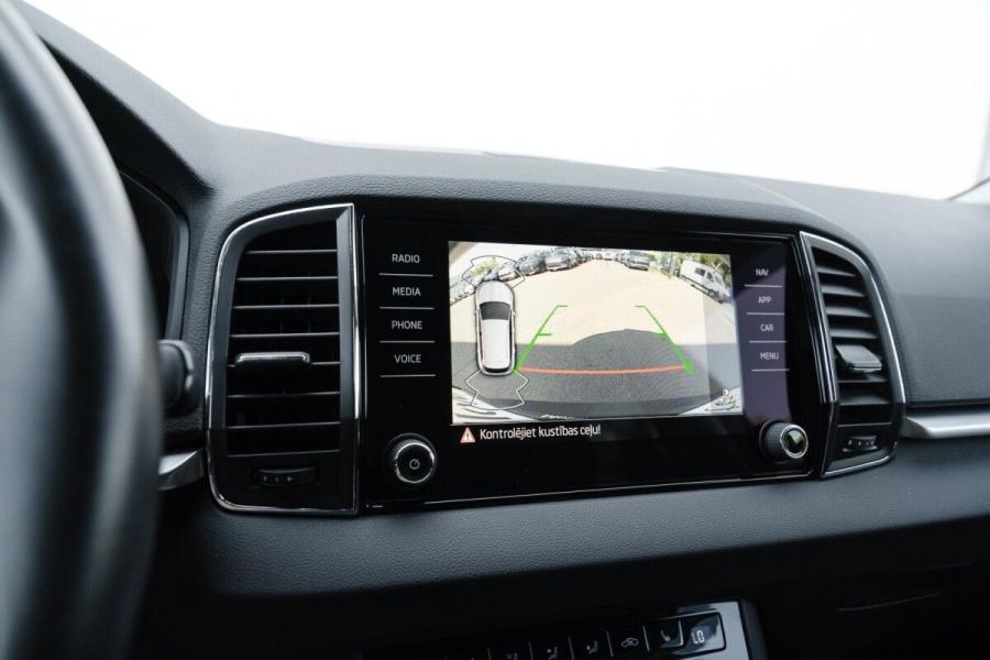 Black Skoda Karoq 2024 in Riga, with an engine capacity of 1.50 L and mileage of 41 thousand km for 23950 €, photo 24 on AUTOMOTO.COM.LV