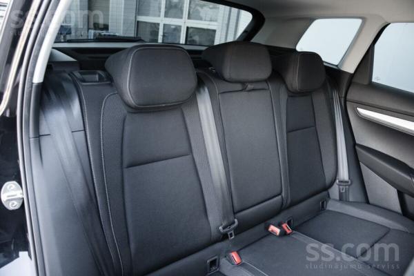 Black Skoda Karoq 2024 in Riga, with an engine capacity of 1.50 L and mileage of 41 thousand km for 23950 €, photo 7 on AUTOMOTO.COM.LV
