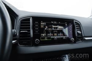 Black Skoda Karoq 2024 in Riga, with an engine capacity of 1.50 L and mileage of 41 thousand km for 23950 €, photo 23 on AUTOMOTO.COM.LV