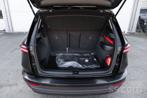 Black Skoda Karoq 2024 in Riga, with an engine capacity of 1.50 L and mileage of 41 thousand km for 23950 €, photo 26 on AUTOMOTO.COM.LV