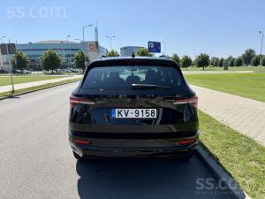 Black Skoda Karoq 2025 in Riga, with an engine capacity of 1.50 L and mileage of 32 thousand km for 23450 €, photo 6 on AUTOMOTO.COM.LV