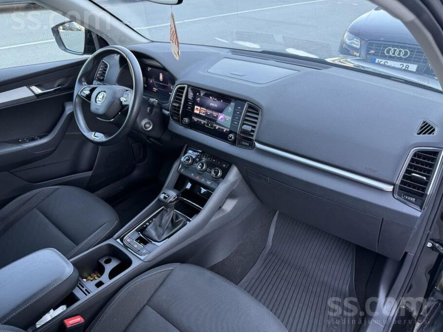 Black Skoda Karoq 2025 in Riga, with an engine capacity of 1.50 L and mileage of 32 thousand km for 23450 €, photo 17 on AUTOMOTO.COM.LV