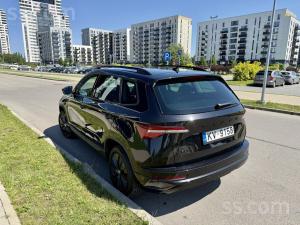 Black Skoda Karoq 2025 in Riga, with an engine capacity of 1.50 L and mileage of 32 thousand km for 23450 €, photo 19 on AUTOMOTO.COM.LV