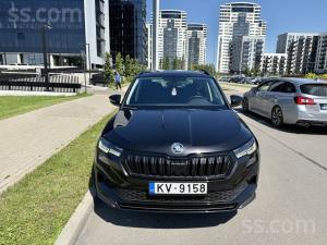 Black Skoda Karoq 2025 in Riga, with an engine capacity of 1.50 L and mileage of 32 thousand km for 23450 €, photo 20 on AUTOMOTO.COM.LV