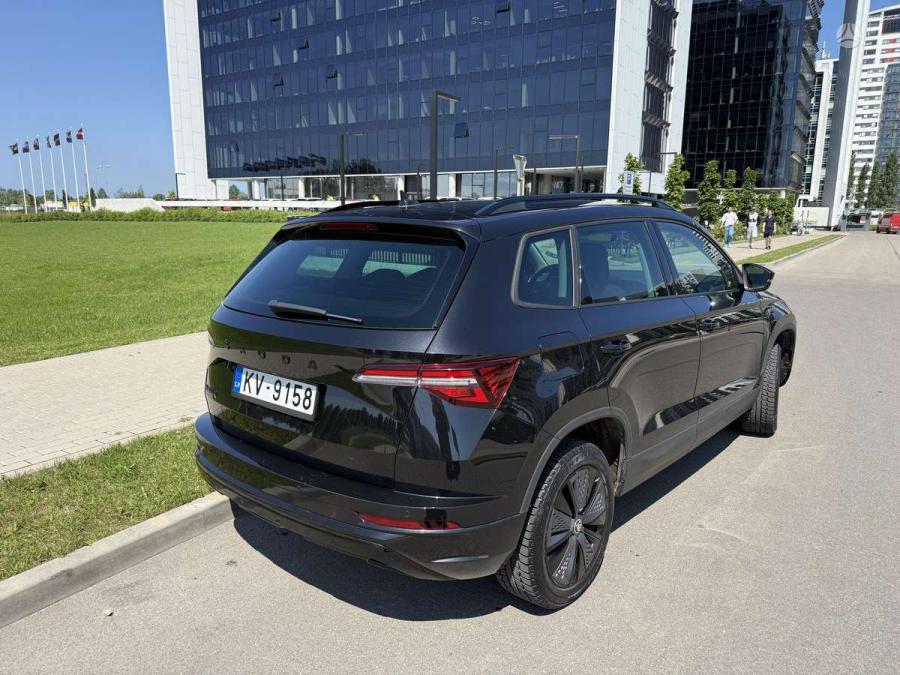 Melns Skoda Karoq 2025 Rīga, ar dzinēja tilpumu 1.50 L un nobraukumu 33 tūkst. km par 23450 €, foto 15 vietnē AUTOMOTO.COM.LV