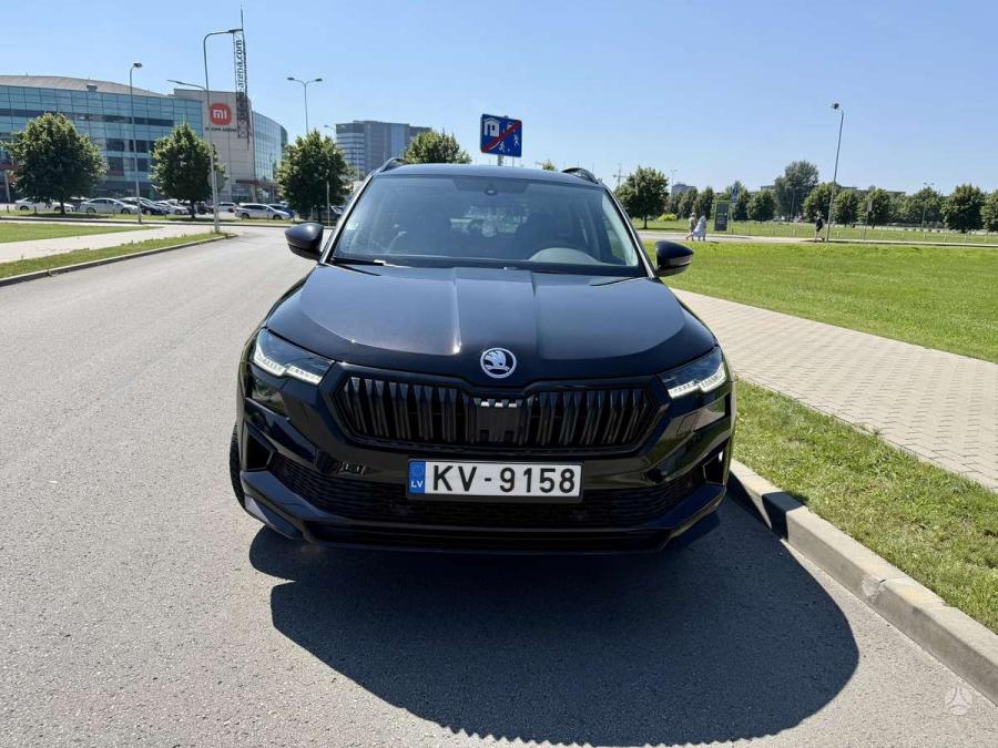 Melns Skoda Karoq 2025 Rīga, ar dzinēja tilpumu 1.50 L un nobraukumu 33 tūkst. km par 23450 €, foto 16 vietnē AUTOMOTO.COM.LV