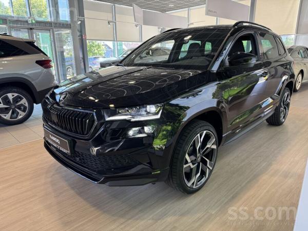 Черный Шкода Karoq 2026 в Валмиера, объемом двигателя 1.50 л и пробегом 5 тыс. км за 35680 €, фото 3 на AUTOMOTO.COM.LV