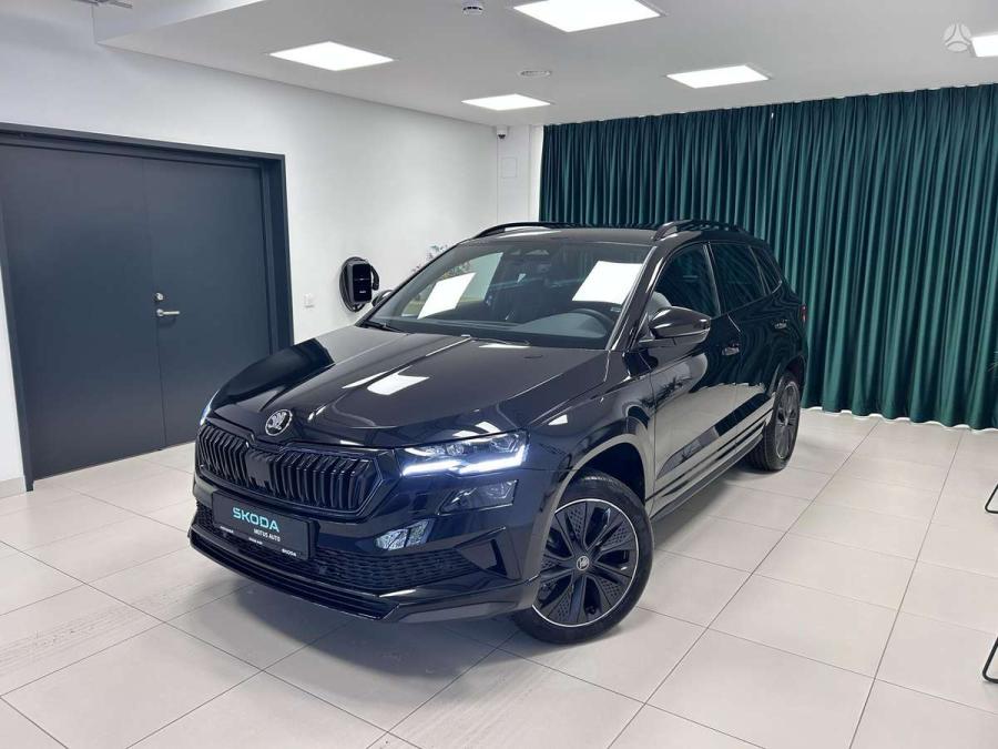 Black Skoda Karoq 2026 in Vilnius, with an engine capacity of 1.50 L and mileage of 5 thousand km for 34600 €, photo 1 on AUTOMOTO.COM.LV