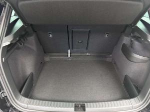 Black Skoda Karoq 2026 in Vilnius, with an engine capacity of 1.50 L and mileage of 5 thousand km for 34600 €, photo 8 on AUTOMOTO.COM.LV