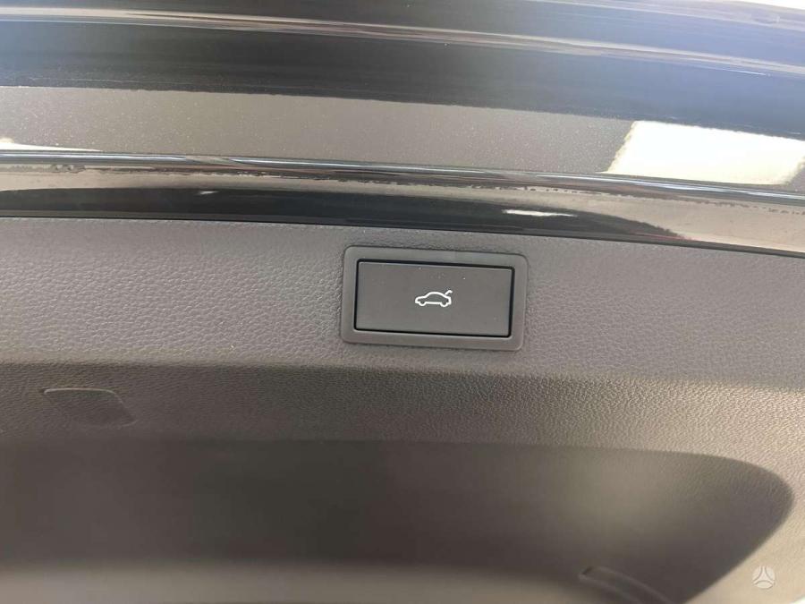 Black Skoda Karoq 2026 in Vilnius, with an engine capacity of 1.50 L and mileage of 5 thousand km for 34600 €, photo 9 on AUTOMOTO.COM.LV