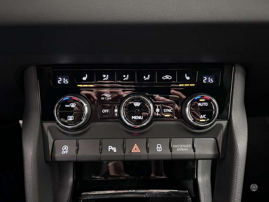 Black Skoda Karoq 2026 in Vilnius, with an engine capacity of 1.50 L and mileage of 5 thousand km for 34600 €, photo 25 on AUTOMOTO.COM.LV
