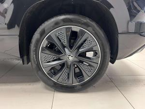 Black Skoda Karoq 2026 in Vilnius, with an engine capacity of 1.50 L and mileage of 5 thousand km for 34600 €, photo 27 on AUTOMOTO.COM.LV