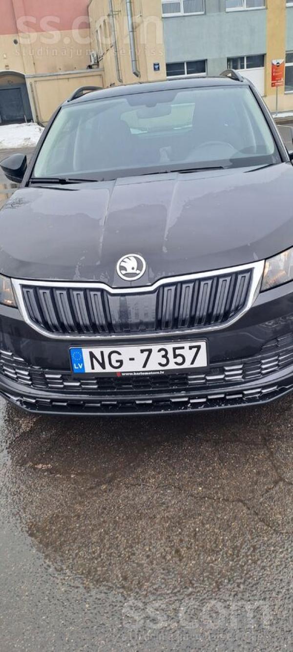 Melns Skoda Karoq 2018 Rīga, ar dzinēja tilpumu 1.00 L un nobraukumu 0 tūkst. km par 14000 €, foto 1 vietnē AUTOMOTO.COM.LV
