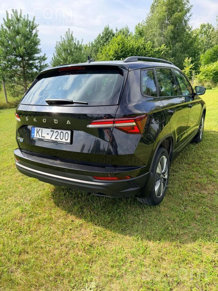 Черный Шкода Karoq 2023 в Рига, объемом двигателя 1.50 л и пробегом 98 тыс. км за 21500 €, фото 6 на AUTOMOTO.COM.LV