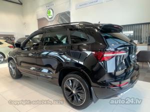 Black Skoda Karoq 2026 in Rakvere, with an engine capacity of 1.50 L and mileage of 7 thousand km for 34940 €, photo 4 on AUTOMOTO.COM.LV