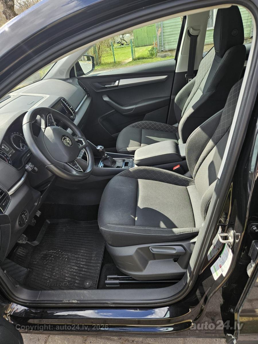 Black Skoda Karoq 2018 in Tallinn, with an engine capacity of 1.60 L and mileage of 76 thousand km for 15200 €, photo 9 on AUTOMOTO.COM.LV