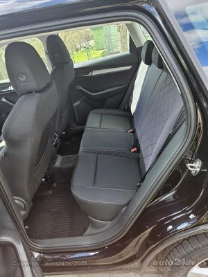 Black Skoda Karoq 2018 in Tallinn, with an engine capacity of 1.60 L and mileage of 76 thousand km for 15200 €, photo 10 on AUTOMOTO.COM.LV