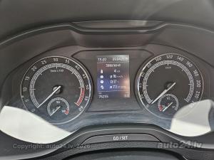 Black Skoda Karoq 2018 in Tallinn, with an engine capacity of 1.60 L and mileage of 76 thousand km for 15200 €, photo 12 on AUTOMOTO.COM.LV