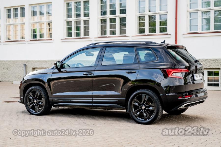 Black Skoda Karoq 2020 in Parnu, with an engine capacity of 2.00 L and mileage of 202 thousand km for 19900 €, photo 3 on AUTOMOTO.COM.LV