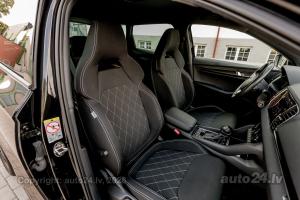 Black Skoda Karoq 2020 in Parnu, with an engine capacity of 2.00 L and mileage of 202 thousand km for 19900 €, photo 15 on AUTOMOTO.COM.LV