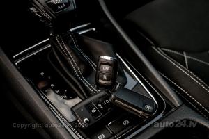 Black Skoda Karoq 2020 in Parnu, with an engine capacity of 2.00 L and mileage of 202 thousand km for 19900 €, photo 23 on AUTOMOTO.COM.LV
