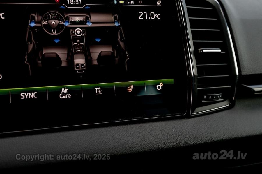 Black Skoda Karoq 2020 in Parnu, with an engine capacity of 2.00 L and mileage of 202 thousand km for 19900 €, photo 26 on AUTOMOTO.COM.LV