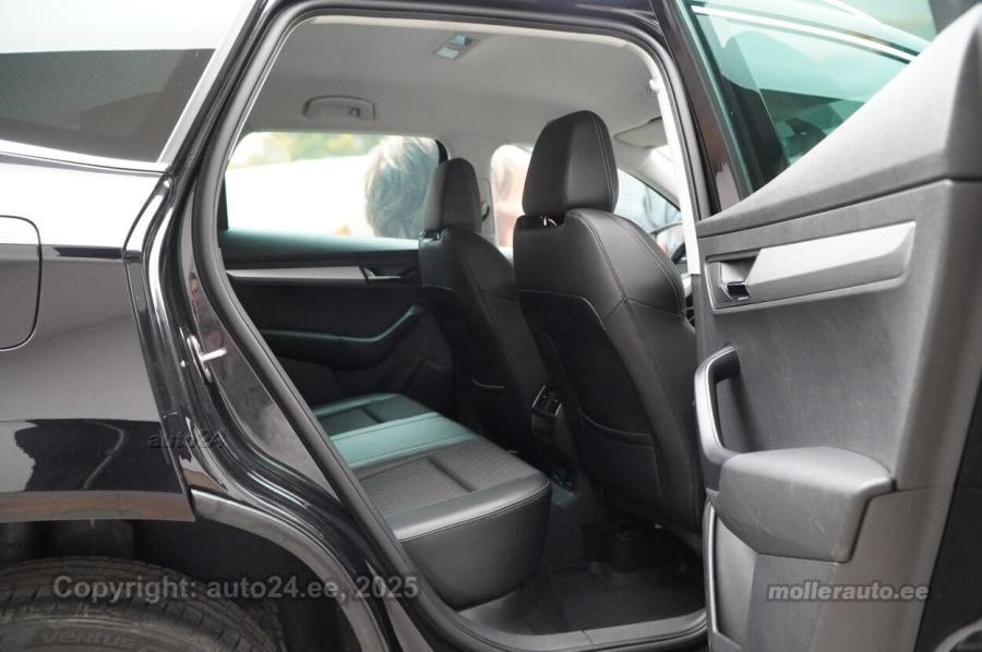 Black Skoda Karoq 2021 in Tallinn, with an engine capacity of 1.50 L and mileage of 141 thousand km for 17900 €, photo 10 on AUTOMOTO.COM.LV